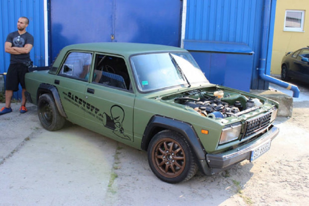 GAS KUSTOMS: Lada 2107 swap V8 BMW
