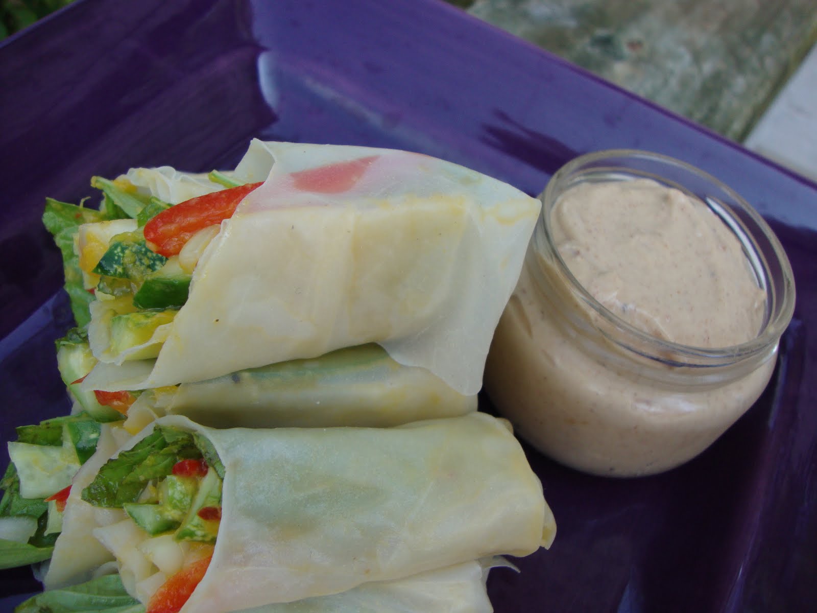 a poet's kitchen: Thai Basil Rolls with Sweet and Spicy Sauce