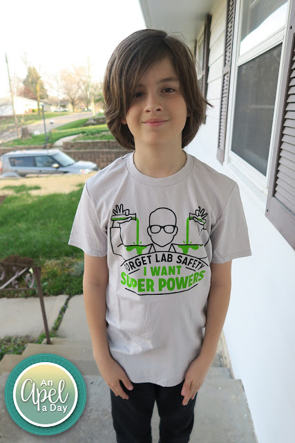 An Apel a Day: Snorg Tees Review