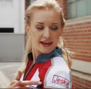 The Uniform Girls: [PIC] Clipsal uniform girls