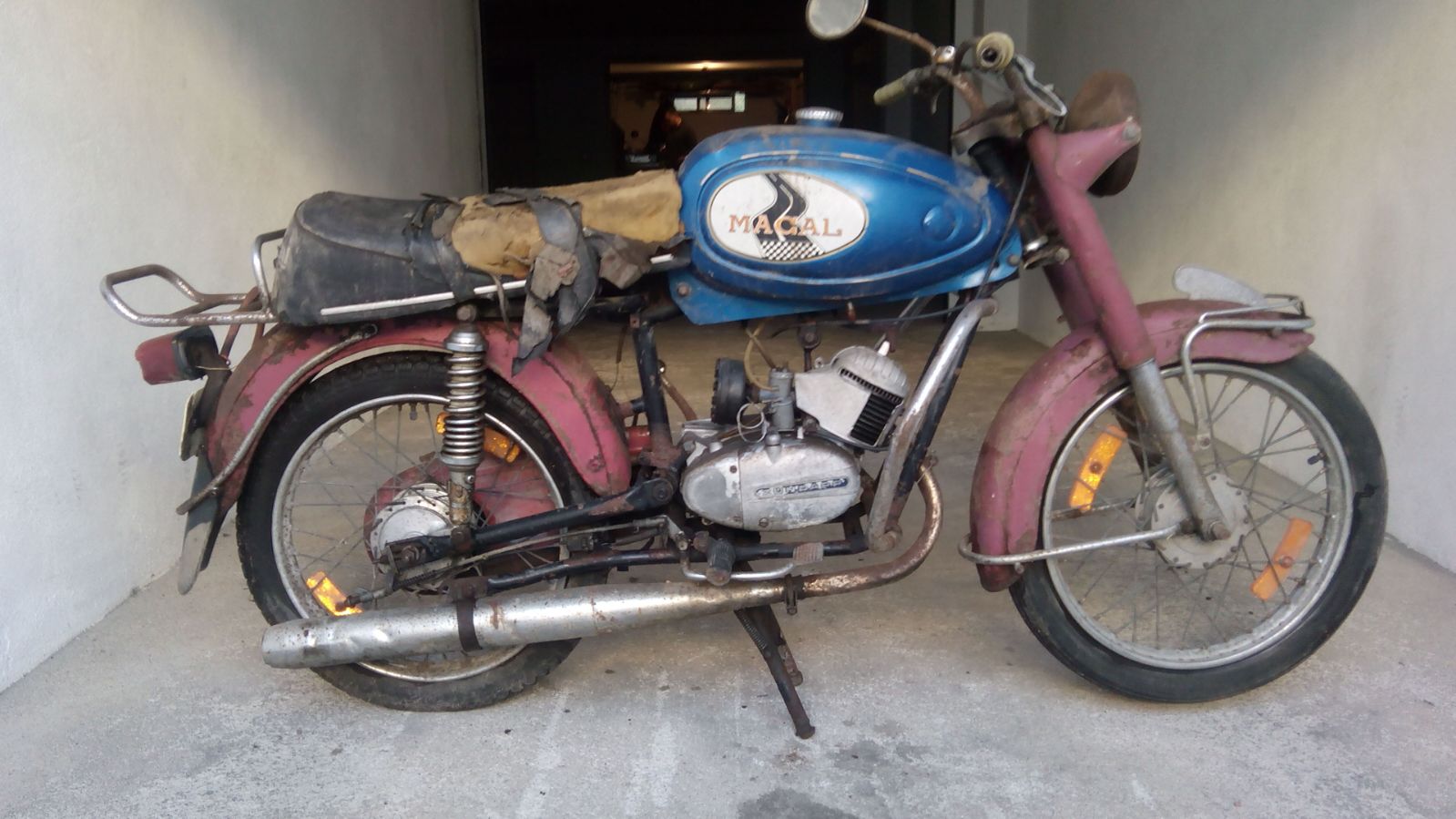 Grupo Motard À espera dela: Vilar Perfecta motor Zundapp turbina 4v