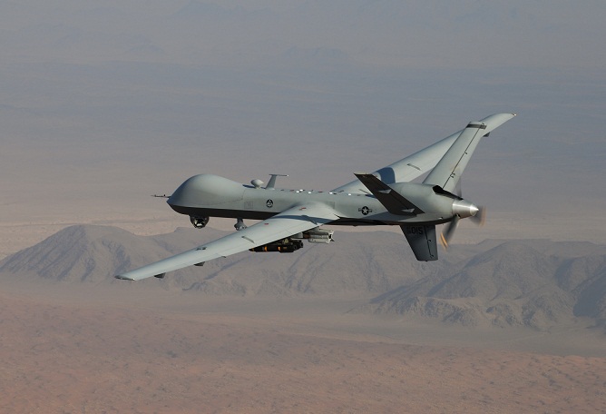 China Perkenalkan Drone CH-5 Dapat Terbang 2 Hari Tanpa Isi Bahan Bakar ...