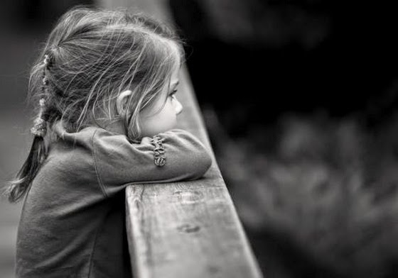 looking for...: Cute Sad Baby Girl Alone Wallpaper