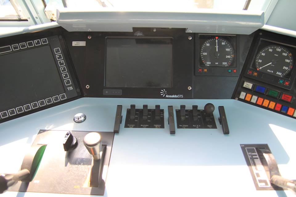 MixanikosOse: Δείτε φωτογραφίες της Ηλεκτράμαξας Hellas Sprinter 120009 ...