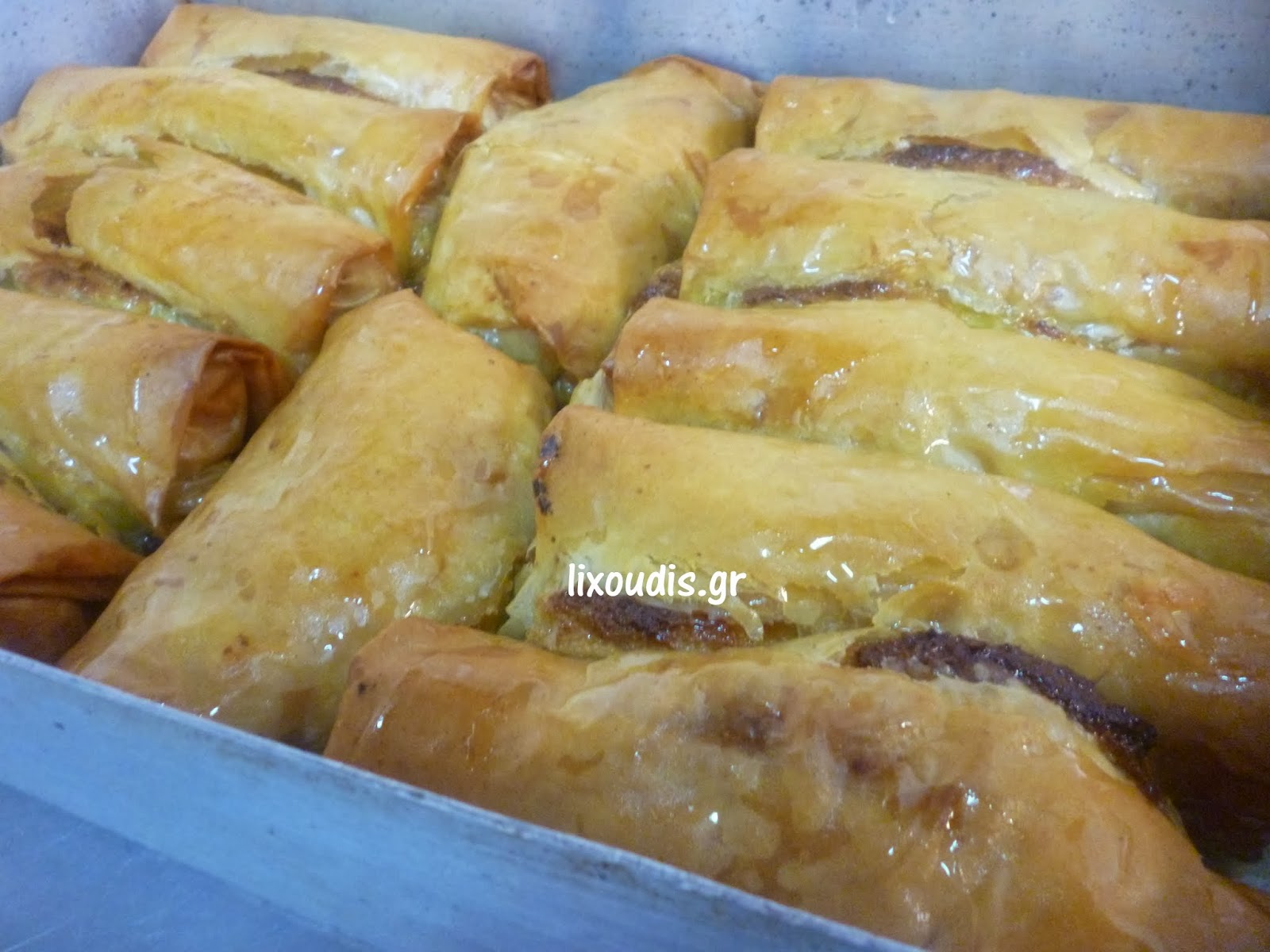 lixoudis(λιχουδης): lixoudis.gr//Γαλακτομπούρεκο τυλιχτό (Φλογερα)