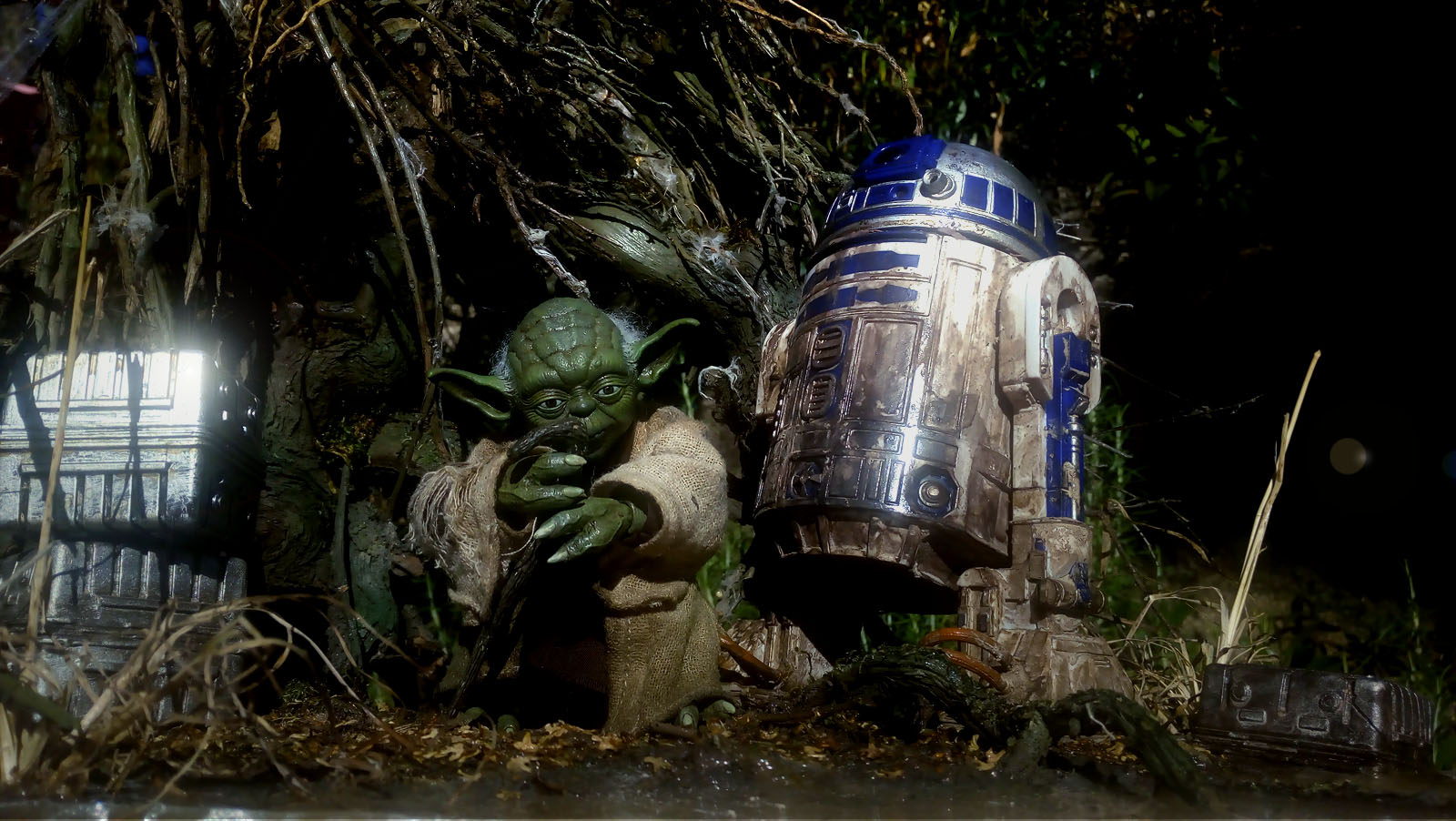 JHmodelator: DIORAMA DAGOBAH YODA Y R2D2 STAR WARS. ESCALA 1:6