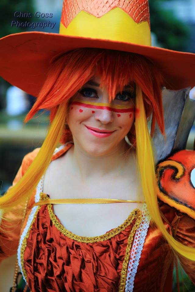 Cosplay Showcase: Mink the Satyr's Magicarp!