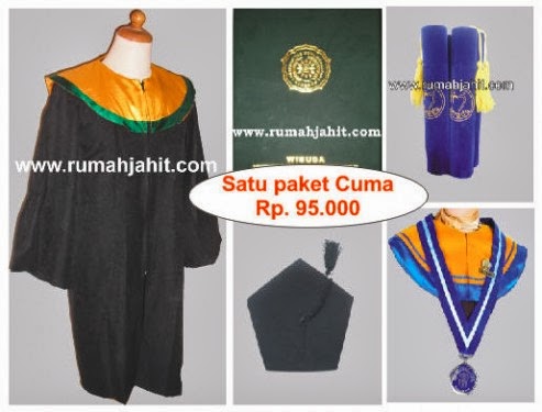 Baju Toga: Besarnya Ukuran Toga Yang Anda Kenakan
