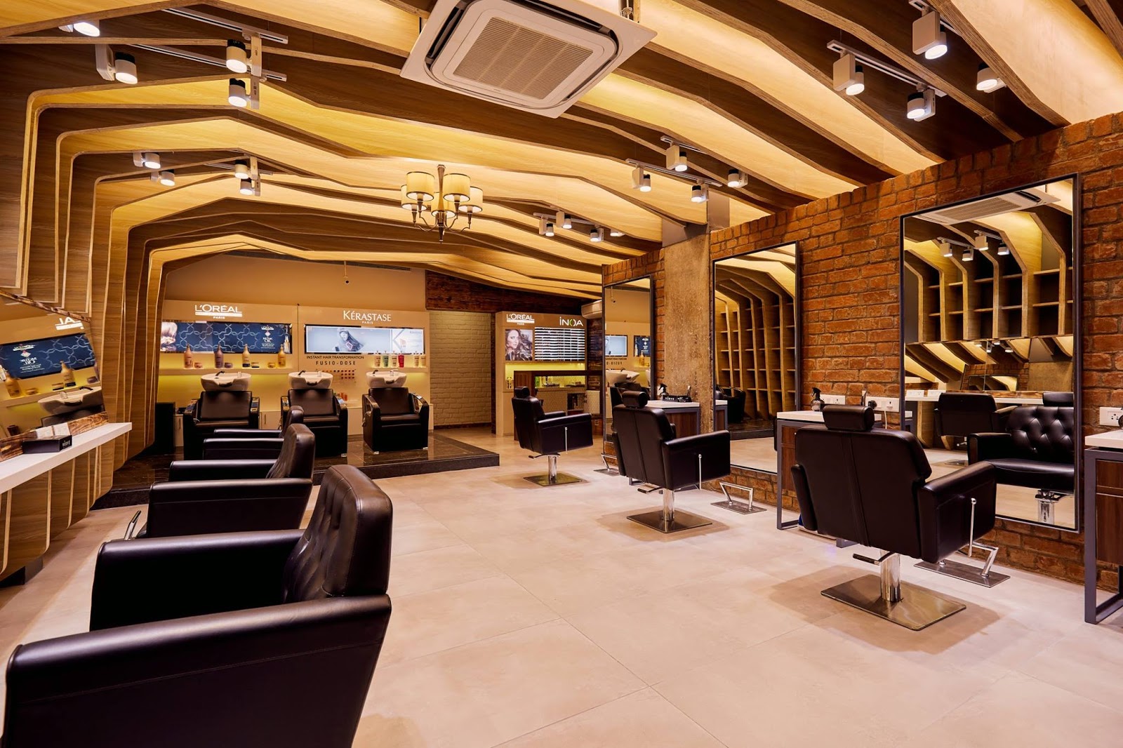 Celebrating Valentines with Vurve Salon - Highonstyle | Priyadarshini ...