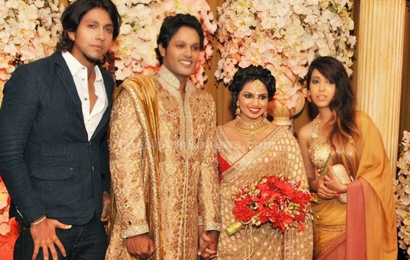 Roshan Ranawana Homecoming Photos | Sri Lanka Hot Picture Gallery.