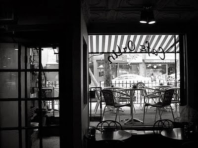 Blue Giraffes and Concrete Jungles: My 10 Favorite Things... in NYC!