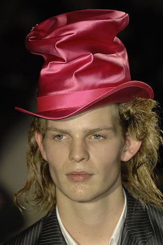 コレクション：2008 A/W COMME des GARCONS HOMME PLUS｜コムデギャルソン店舗マップ