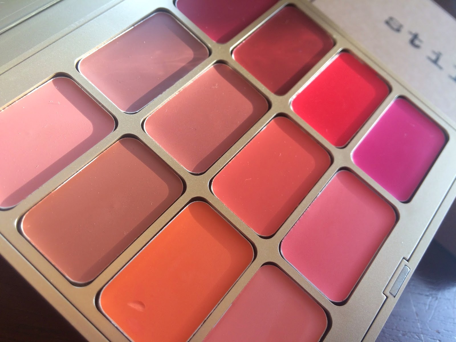 BeHonestBeauty: First Look| Stila Exclusive Convertible Color Palette