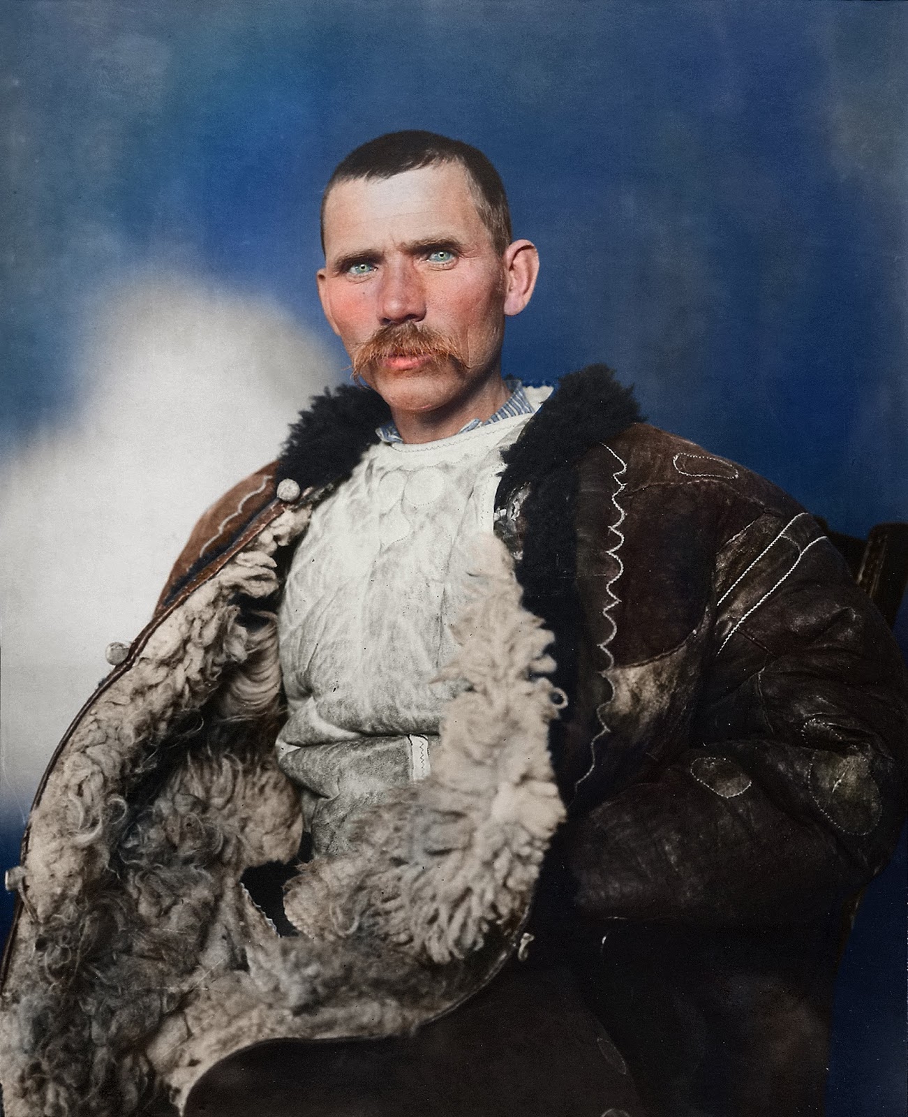 Beautiful Colorized Photos of Immigrants in Their Traditional Dresses ...