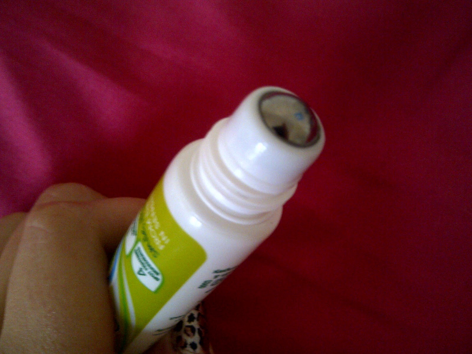 Meg's Boutique: Review- Simple spotless skincare range, part 2