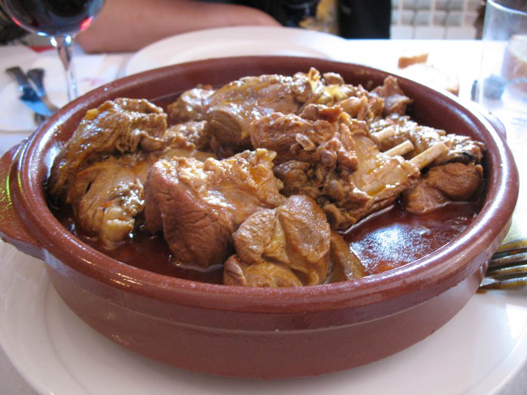 Valenciagastronomic: Tombet de les Useres (traditional Spanish recipe goat)