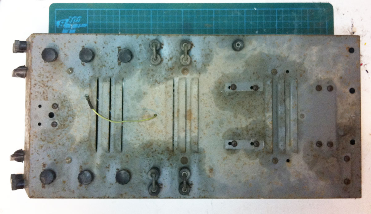 electrautopsy: MAE 123 - Démontage