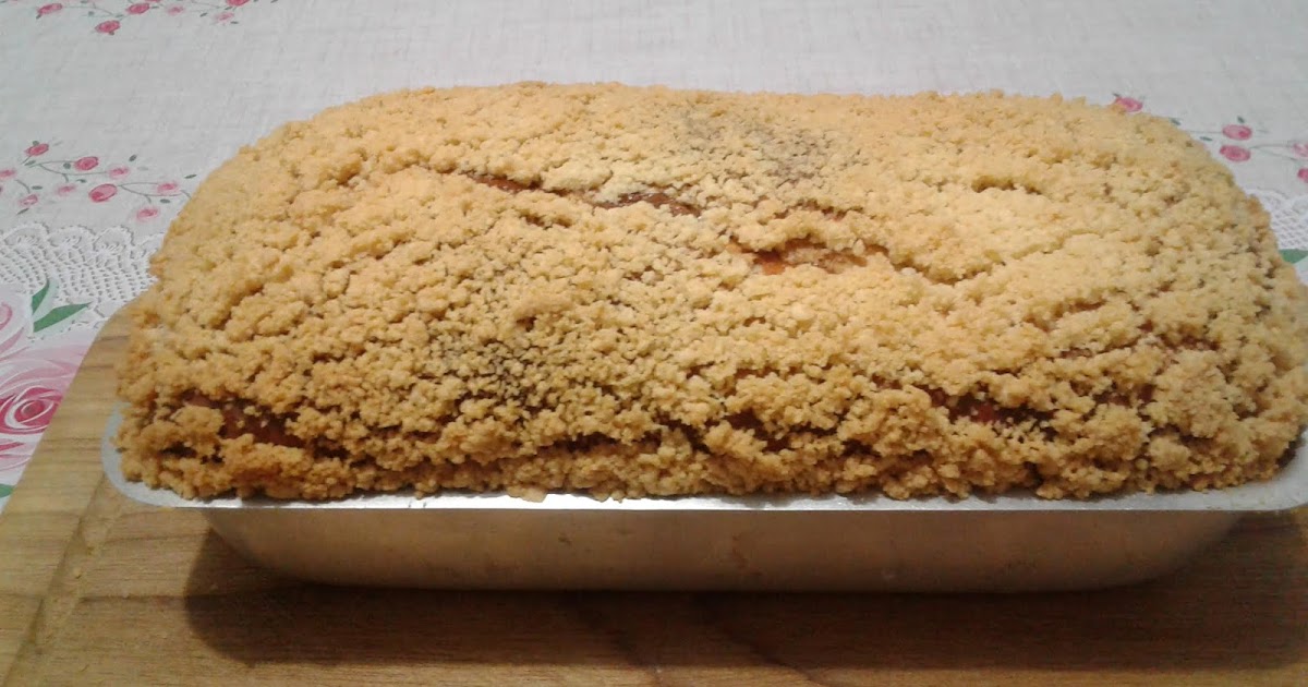 Cuca recheada com doce de leite Cuca recheada com doce de leite