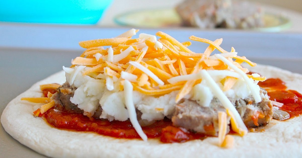 SPCookieQueen: Meatloaf and Mashed Potato Calzone - Hot Dog Dude's ...