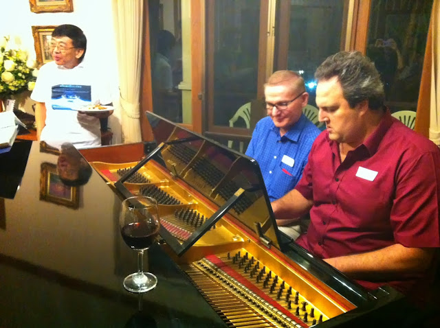 The.yRator.Club: Thank-You Party for Chartered members of the yRator ...