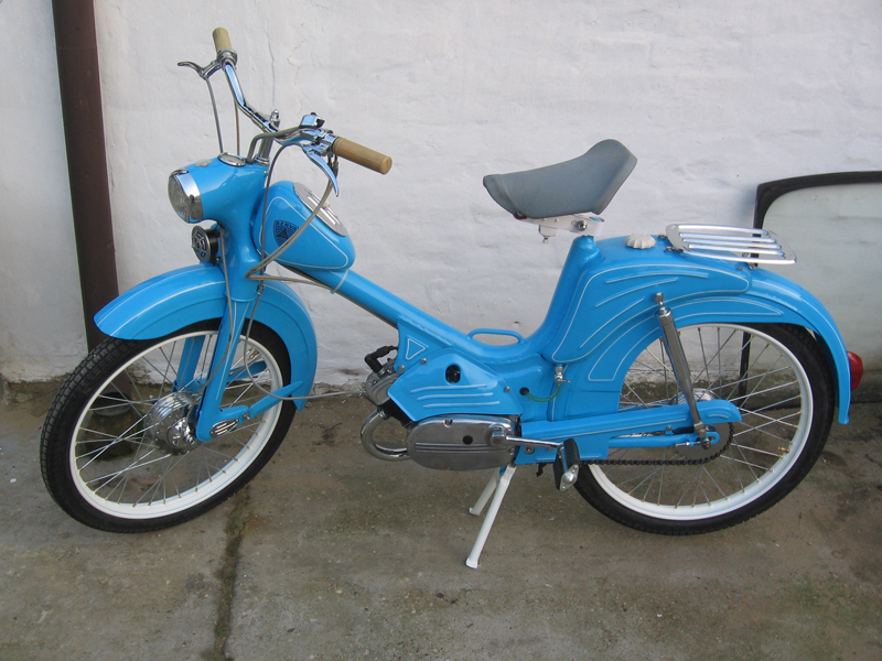 TÖRTÉNELMI KALEIDOSZKÓP...: Berva (moped) / Folytatás a posztban