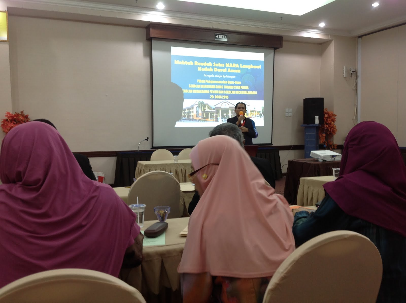 JABATAN BAHASA SMSTSP: Kursus Latihan Dalam Perkhidmatan Guru-Guru SMSTSP