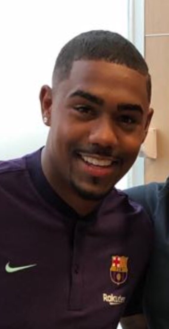 OFICIAL! Olha como o Barcelona anunciou o Malcom, ex-Corinthians