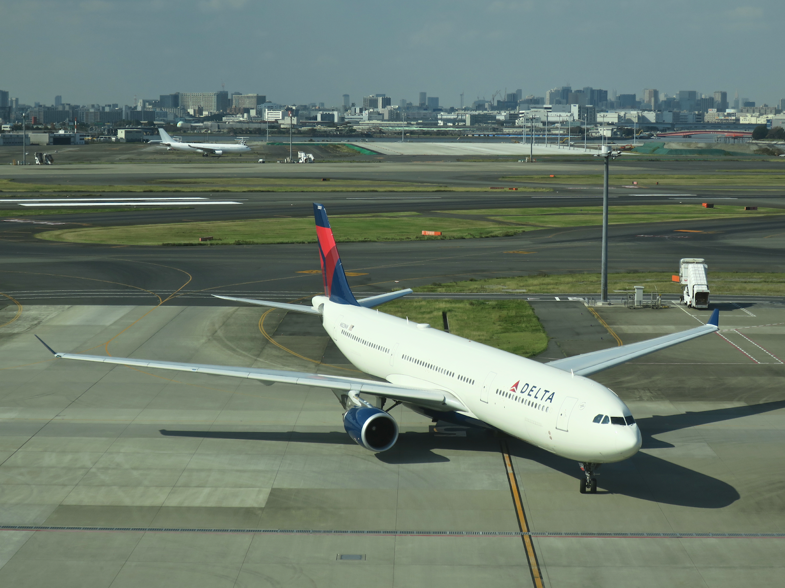 ANOTHER DAY, ANOTHER DL6