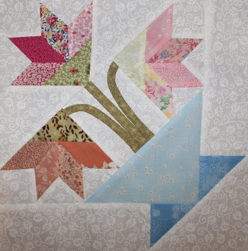 Sarah Lynn's Quilting: Another 7 Carolina Lily Blocks