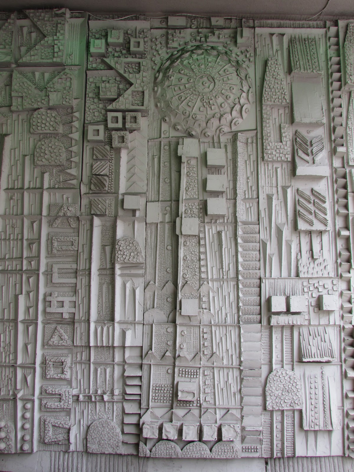 joseph scissorhands: William Mitchell Sculpture - Cavendish Hotel