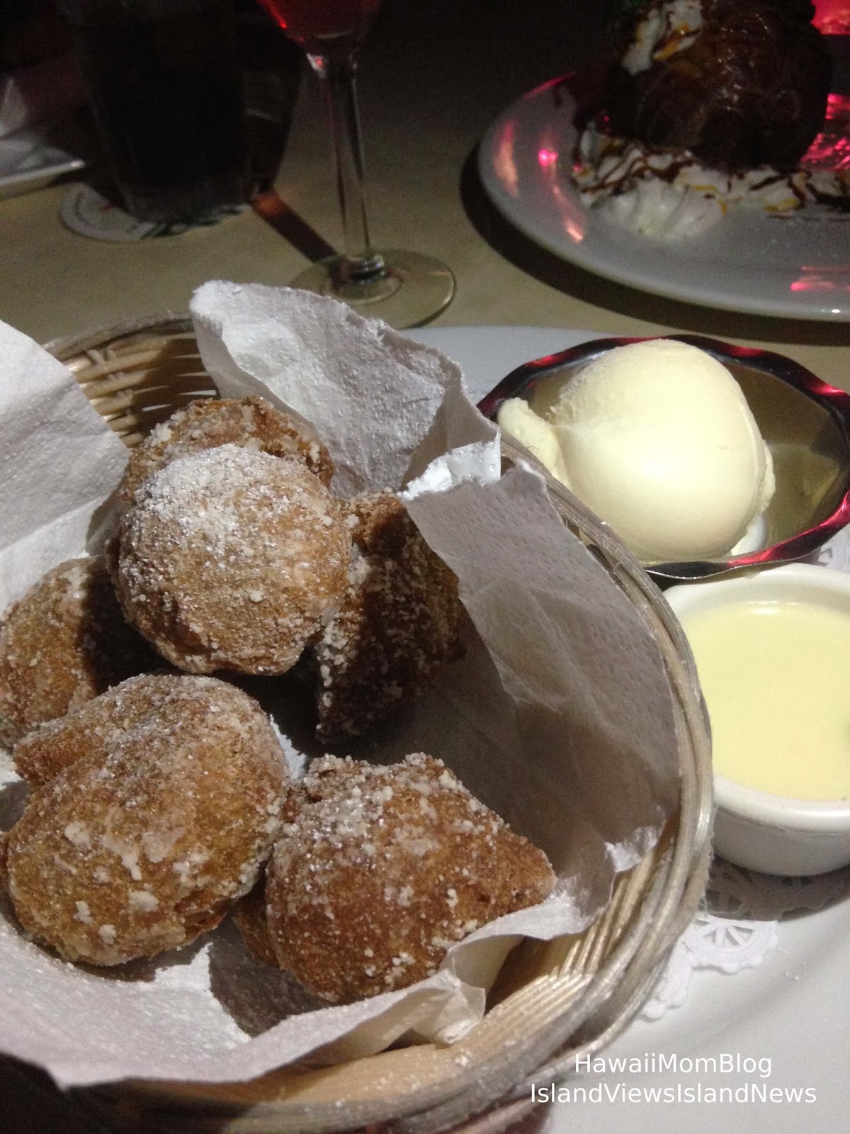 Hawaii Mom Blog: Uncle Bo's Pupu Bar & Grill