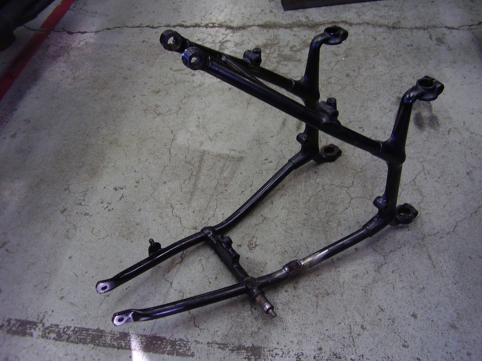 Surgeons Of The Fire: BSA plunger frame
