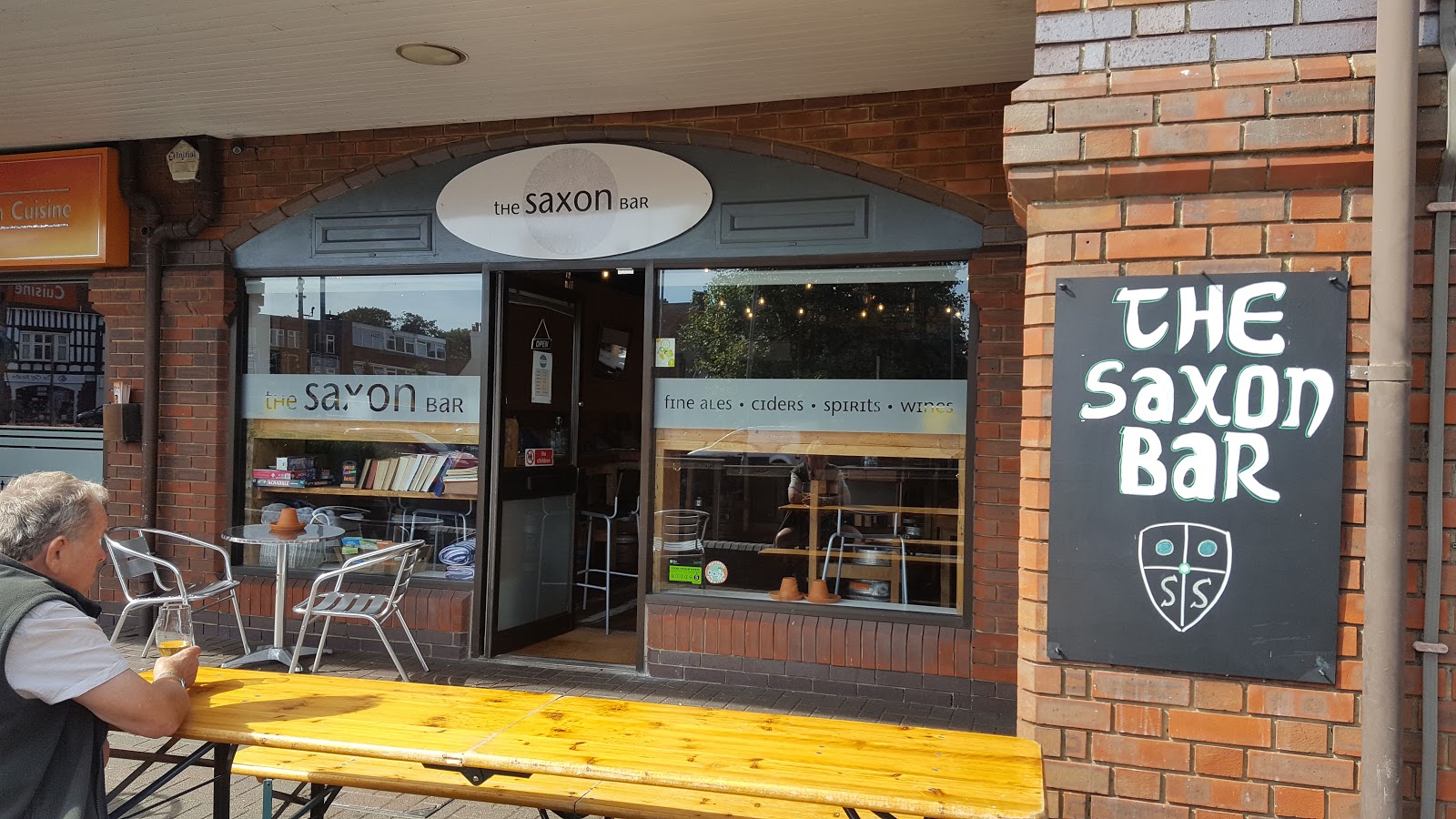 Danes Meet their ‘Water-loo’ at the Saxon Bar