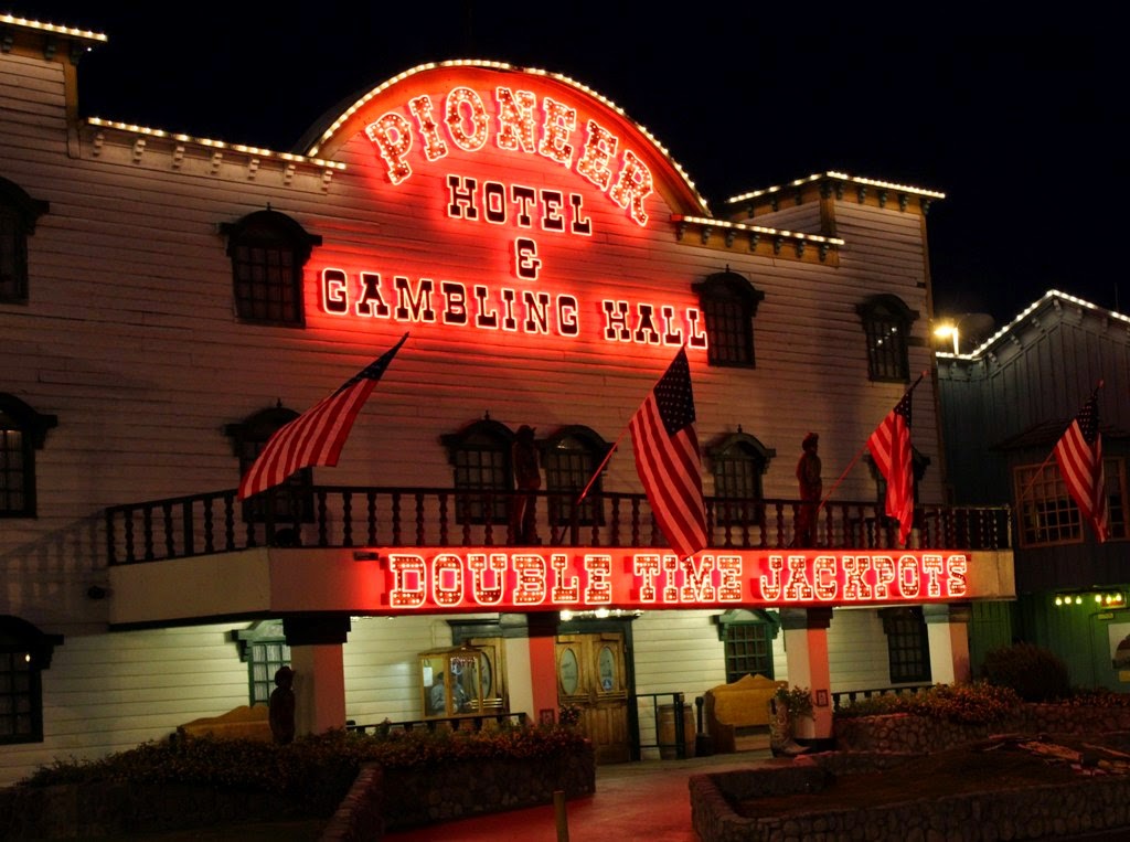 Laughlin Buzz: May 2014