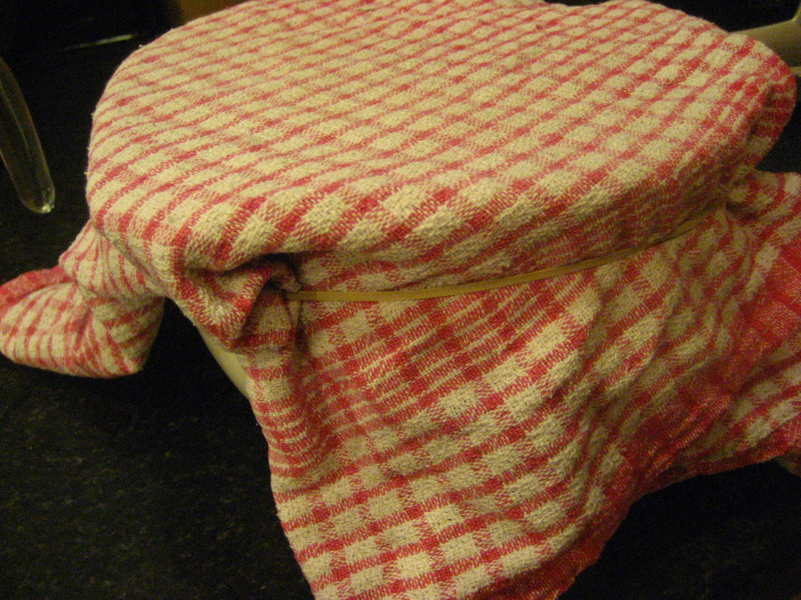 Learning about the world: Eritrea - How I made Tsebhi Derho and Injera