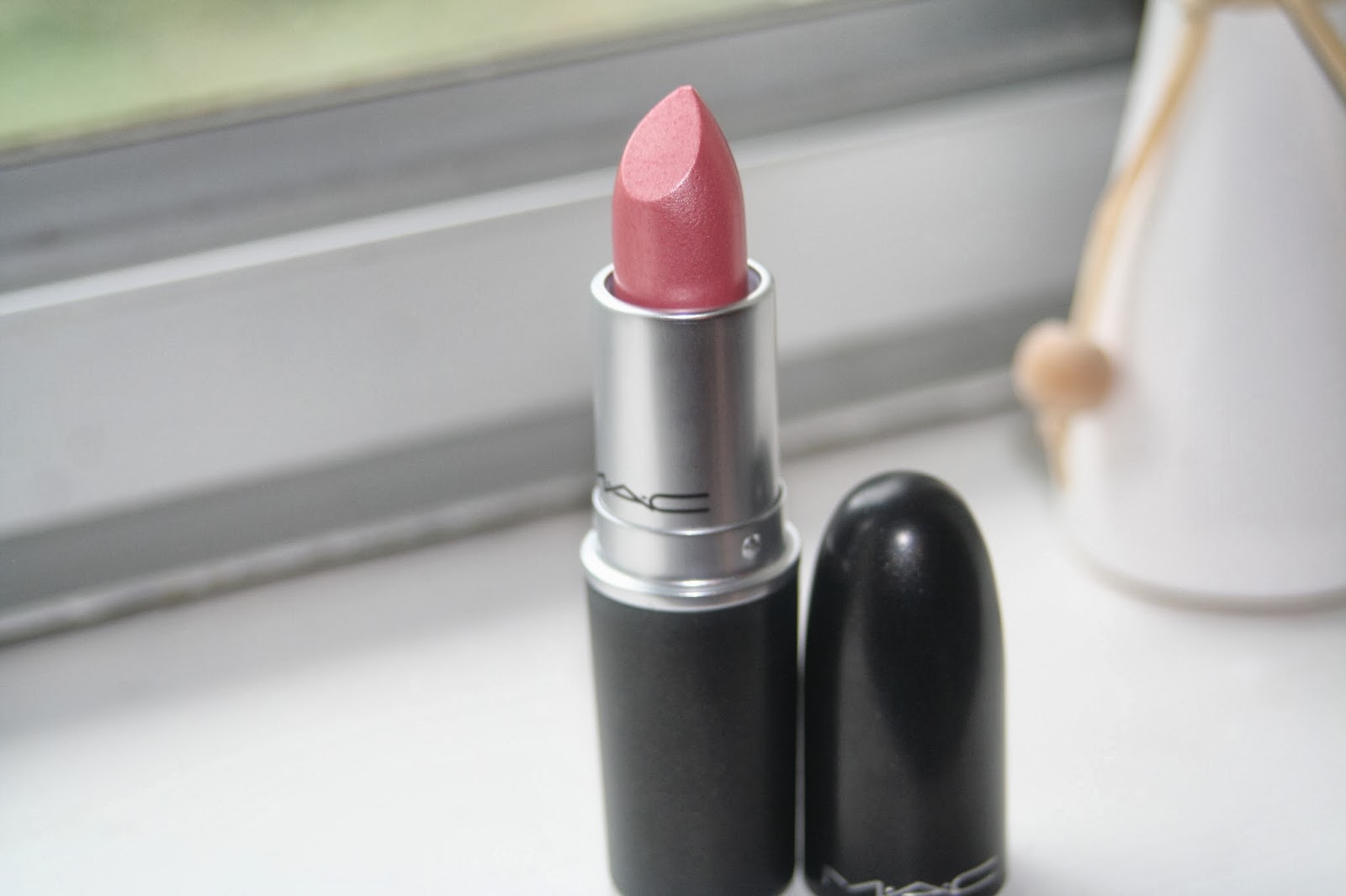 MAC Lustre Lipstick – PLINK! – Sara Yorath