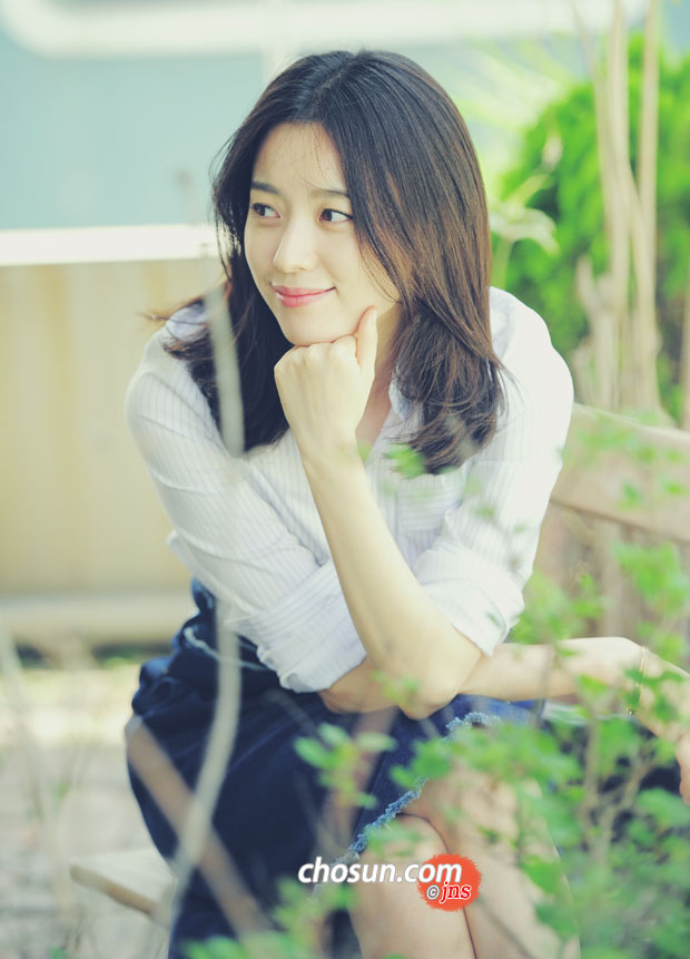 Photos - Han Hyo Jo Interview for Beauty Inside