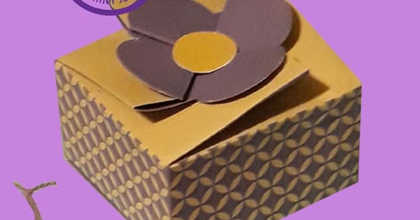 The Papercraft Post: Flower-topped Gift Box