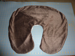 Sew Leelaa!: How to make a Boppy Cover