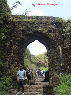 www.timetotravel.co.in: Korigad - How to go, places to visit, things to do