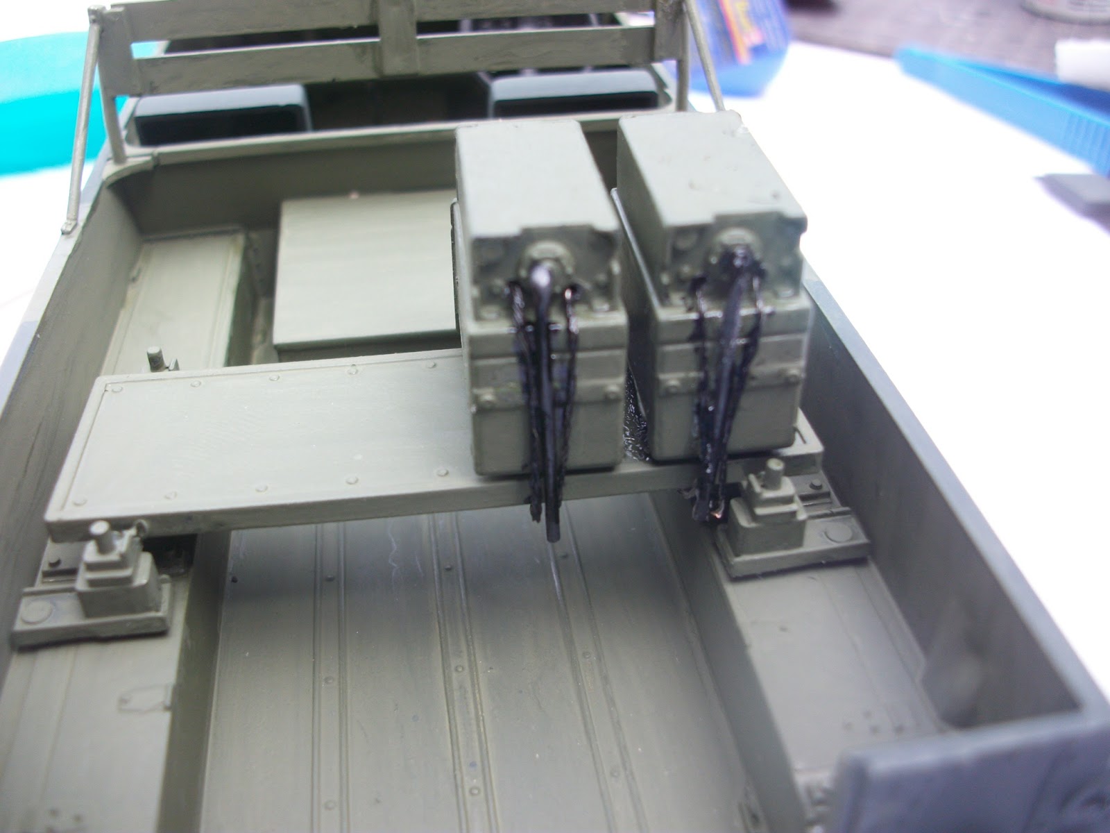 Maquettes Dioramas Sampiero Models: Land Rover 109 paratroopers