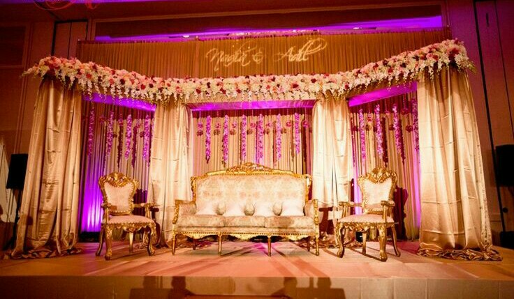 Royal-Queen Brain Party & Event: Purple and gold a unique theme for ...