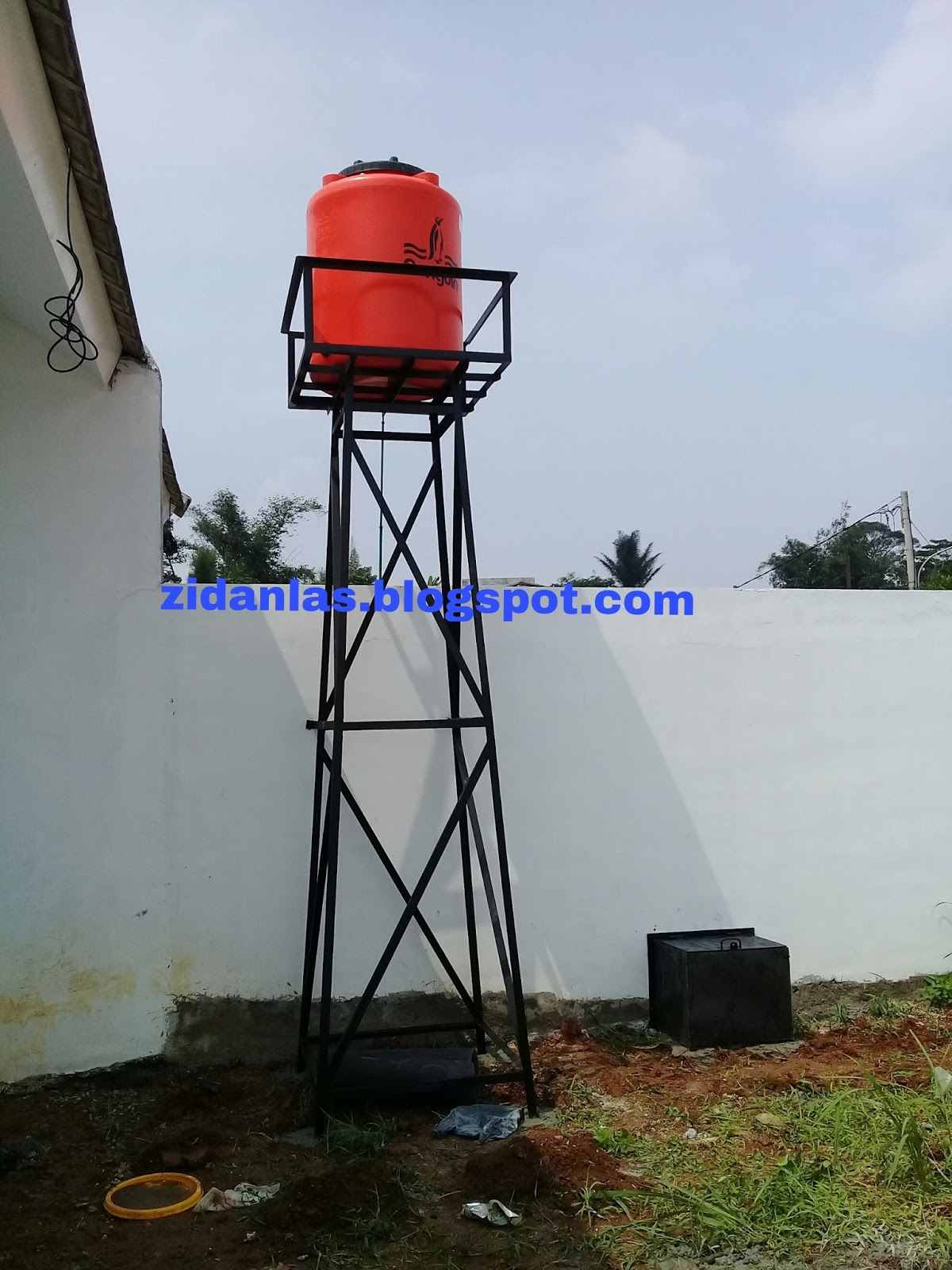 Biaya Pembuatan Menara Tandon Air / tangki air fiberglass, roof tank ...