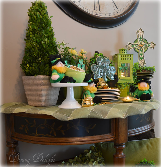Dining Delight: St Patrick's Day Display
