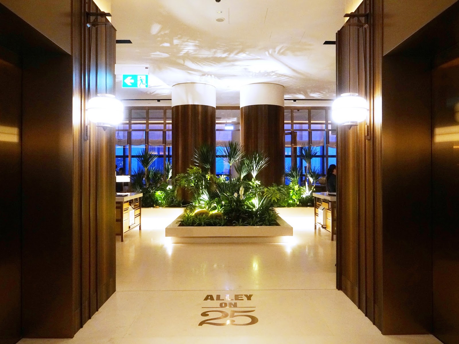 PinkyPiggu: Alley On 25 @ Andaz Singapore Hotel ~ A Look At All Its ...