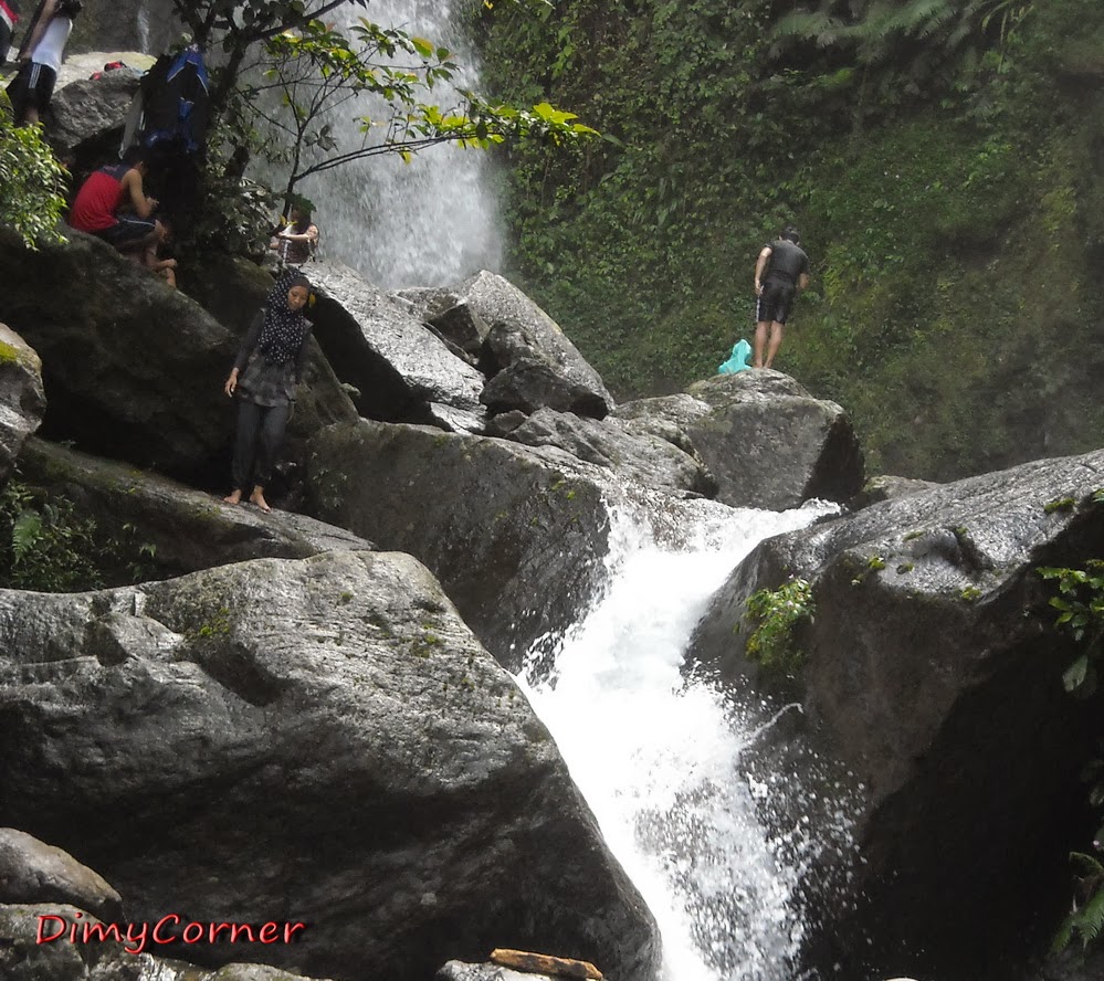 DimyCorner: Beningnya Air Curug Ciherang