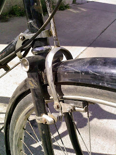 Chicargobike: A Classic Loop Frame Roadster