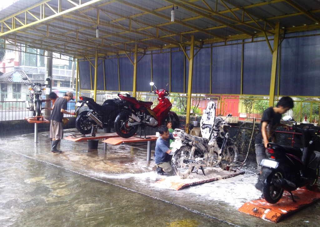 cUci mOtOr bLedOk: koleksi foto cuci-bledok