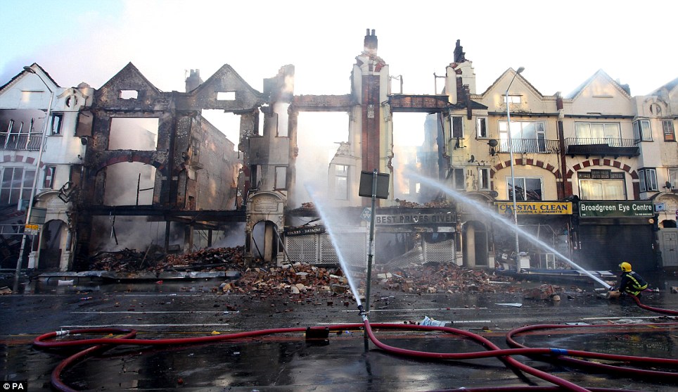 Croydon, Sutton and Surrey Greens: Riot hit area looks like a riot hit ...