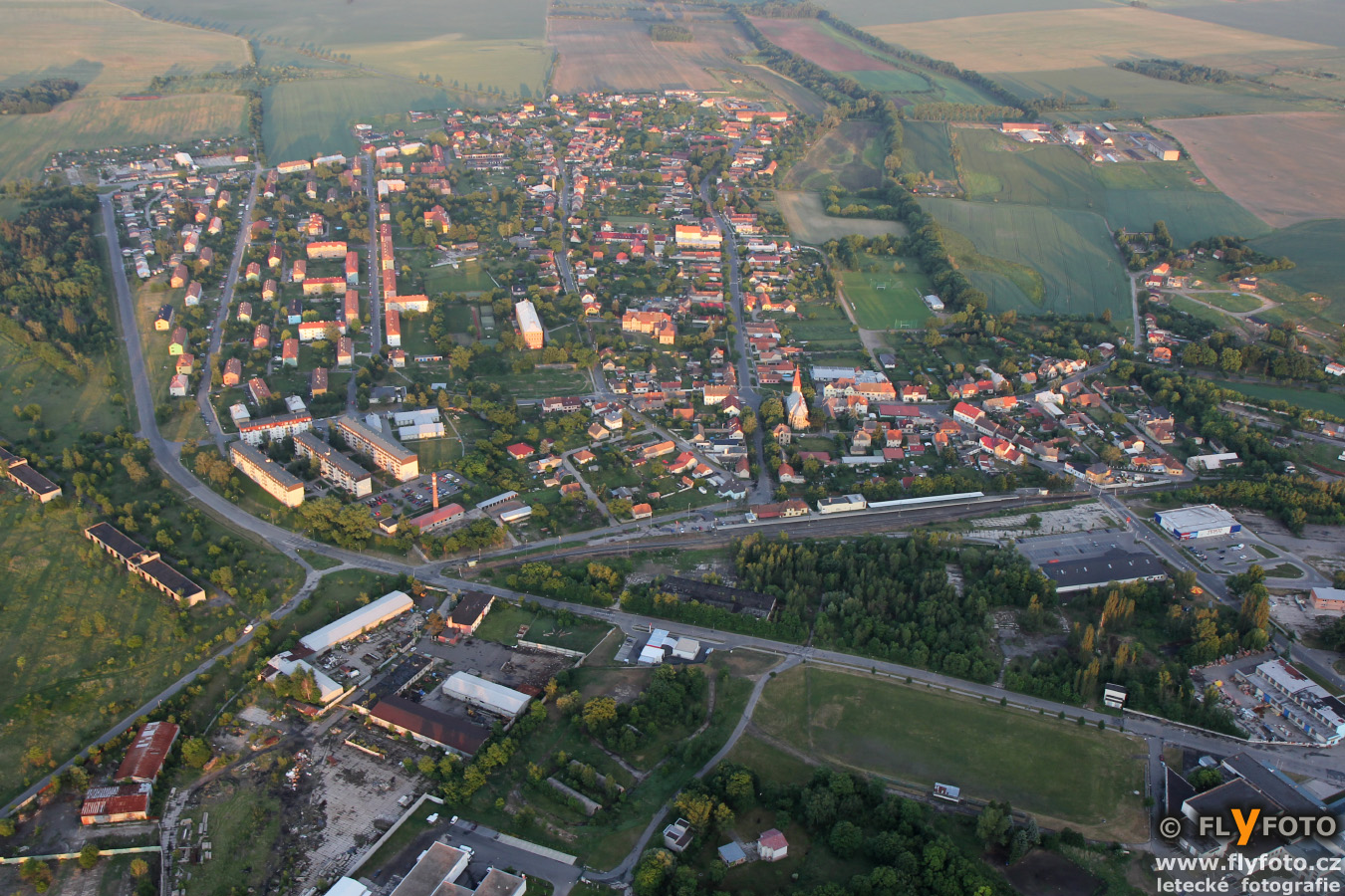FLyFOTO letecká fotografie a video: Milovice